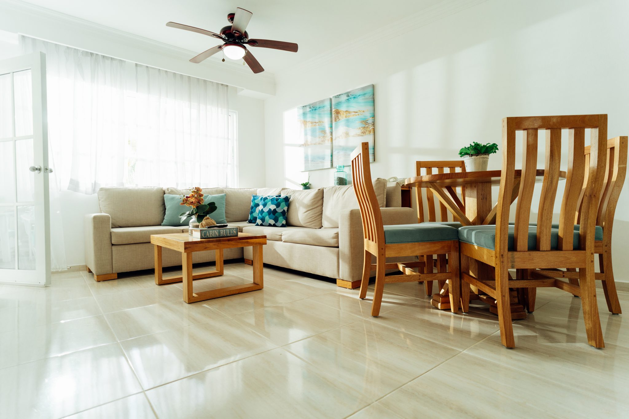 Crown & Residence Suites - lifestyleholidaysvc